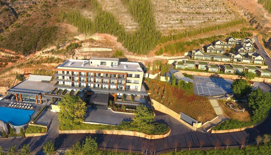 Mist hotel and spa by Warwick - North Lebanon - Stay - SOBEIRUT